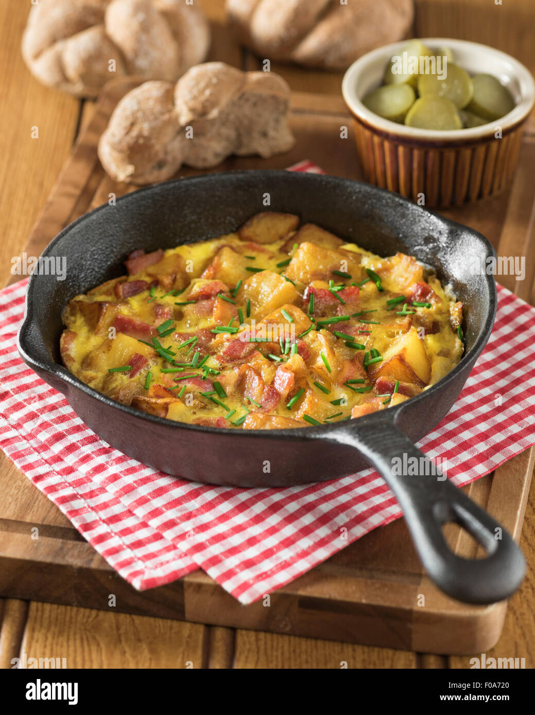 Bauernfrühstück. Deutsche Bauernfrühstück. Deutschland-Essen ...