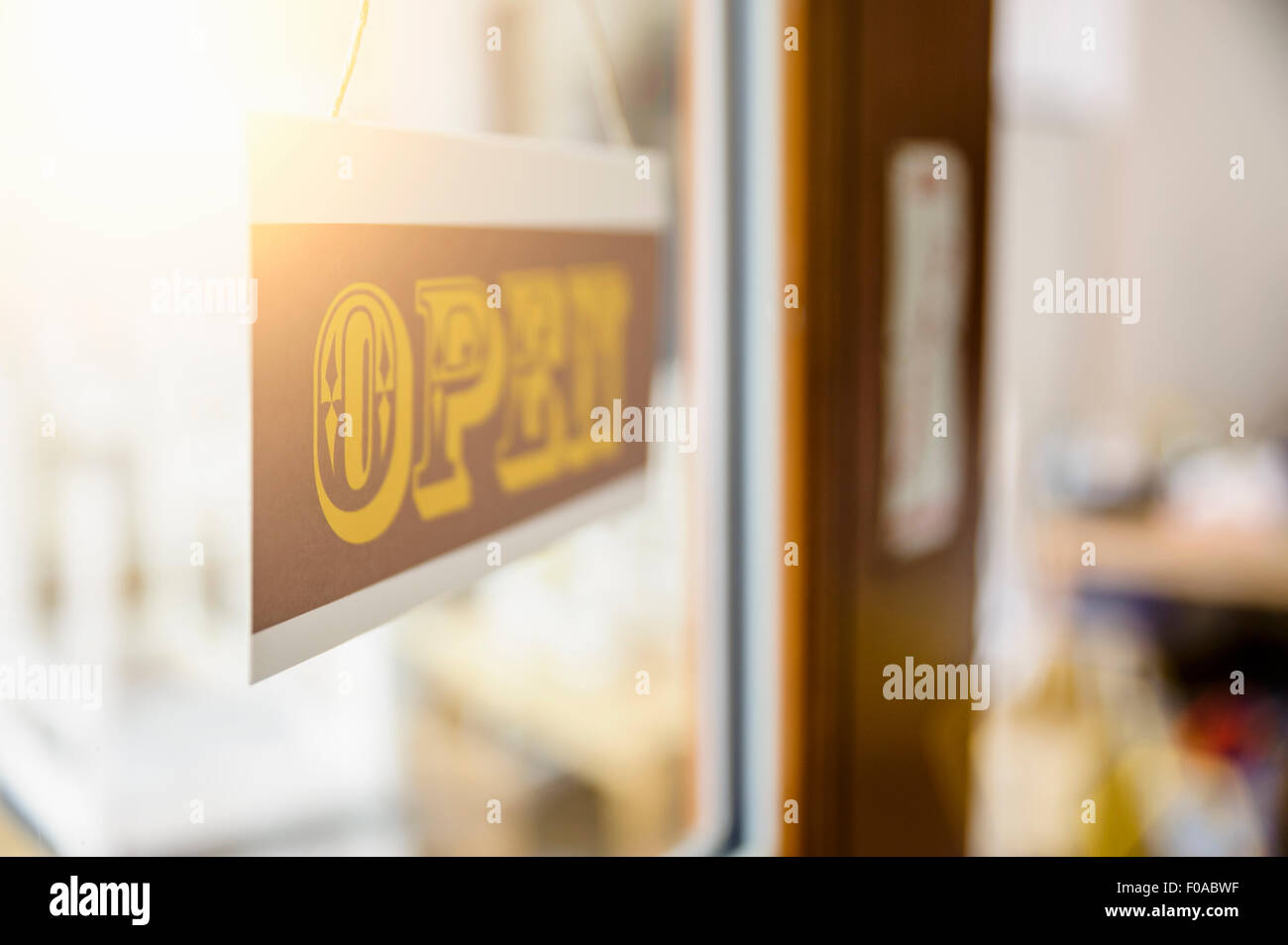 Open sign -Fotos und -Bildmaterial in hoher Auflösung – Alamy