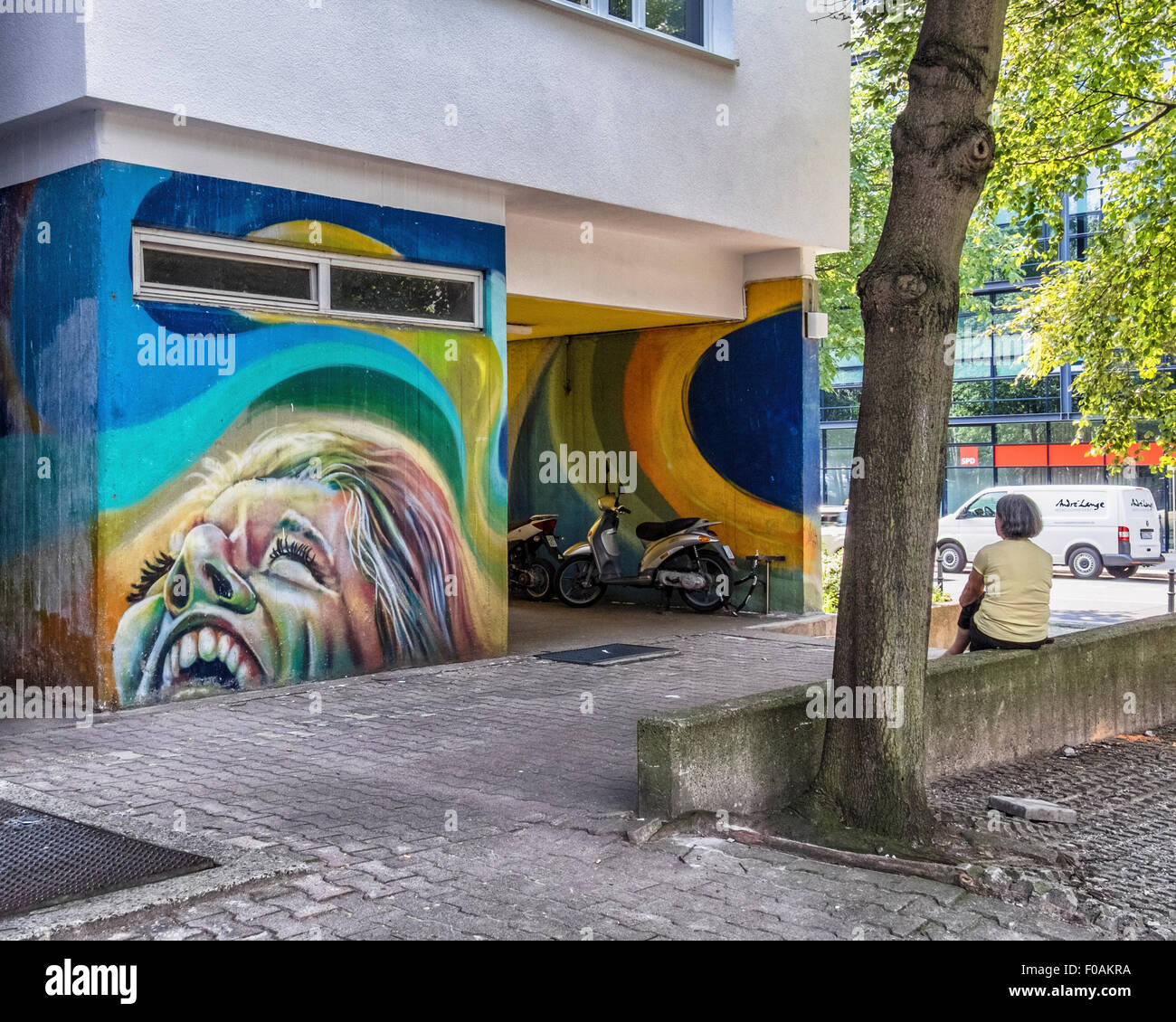 Berlin-Kreuzberg. Gesicht Portraits Gesichter, street-Art von GRACO ...