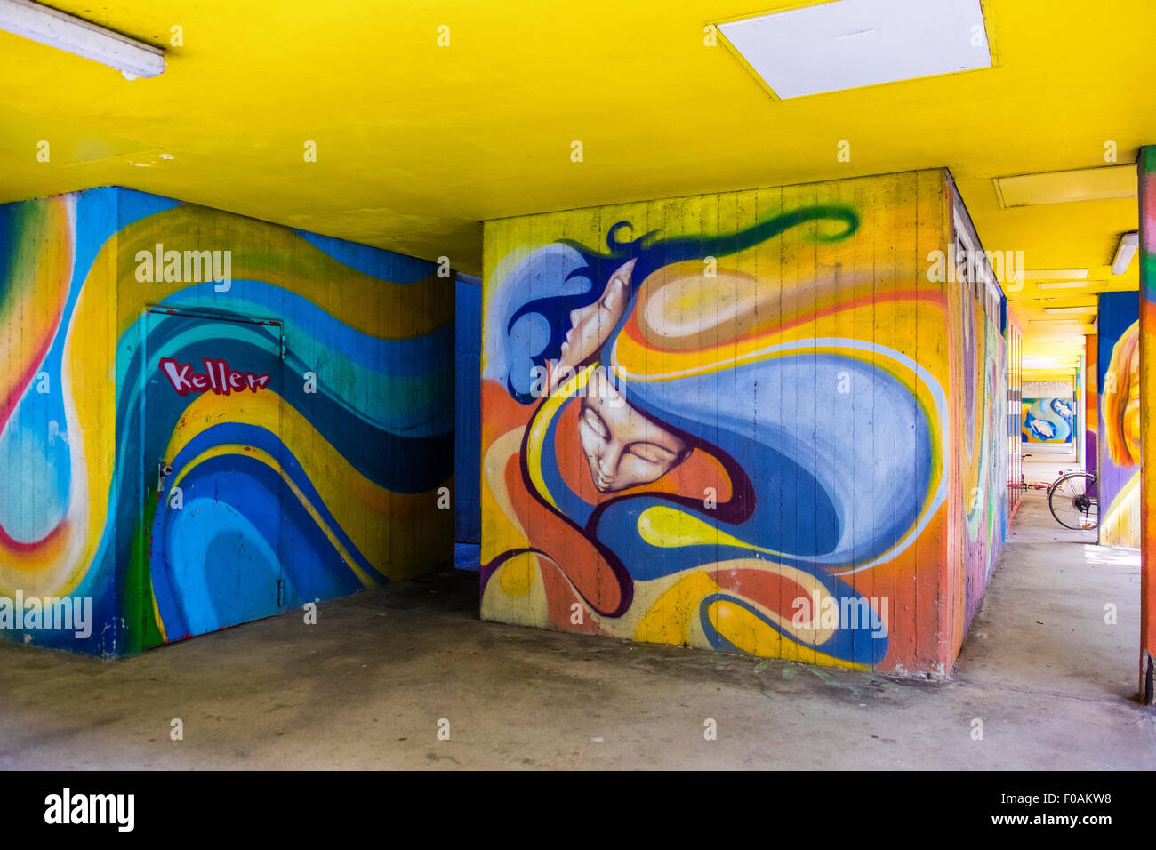 Berlin urban street art portrait -Fotos und -Bildmaterial in hoher ...