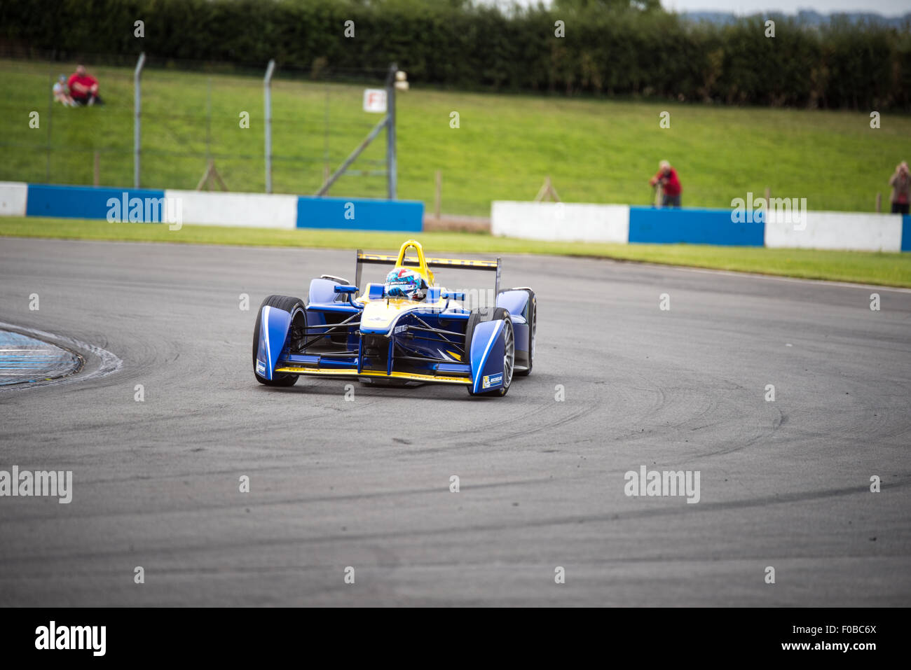Elektrisches rennauto -Fotos und -Bildmaterial in hoher Auflösung – Alamy