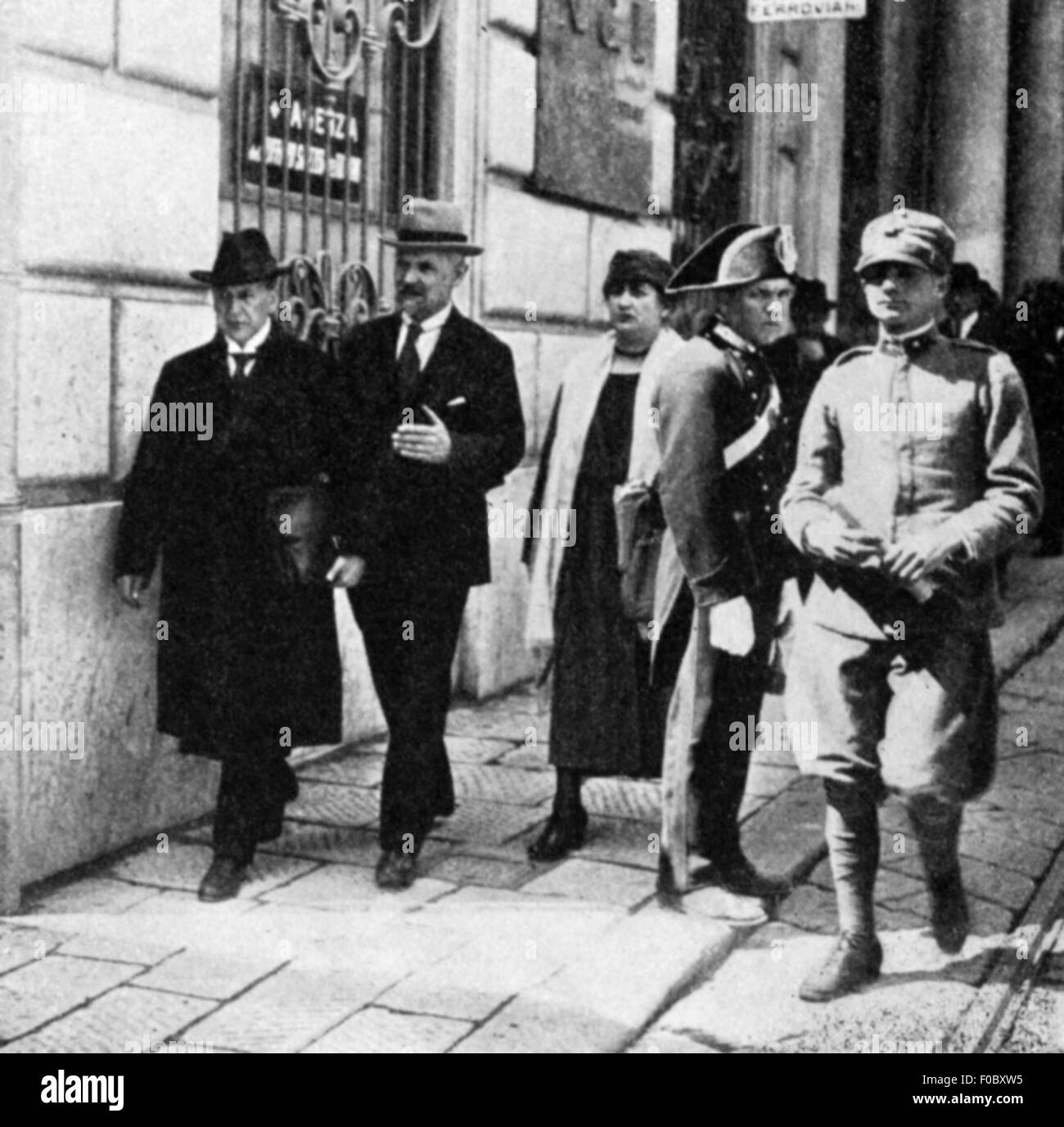 Treaty of rapallo -Fotos und -Bildmaterial in hoher Auflösung – Alamy