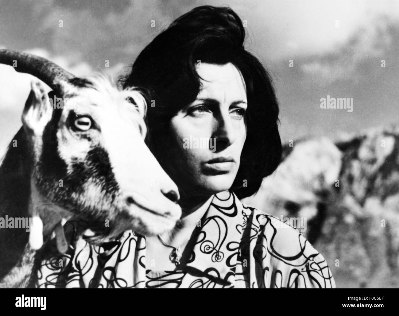 Vulcano 1950 anna magnani -Fotos und -Bildmaterial in hoher Auflösung ...