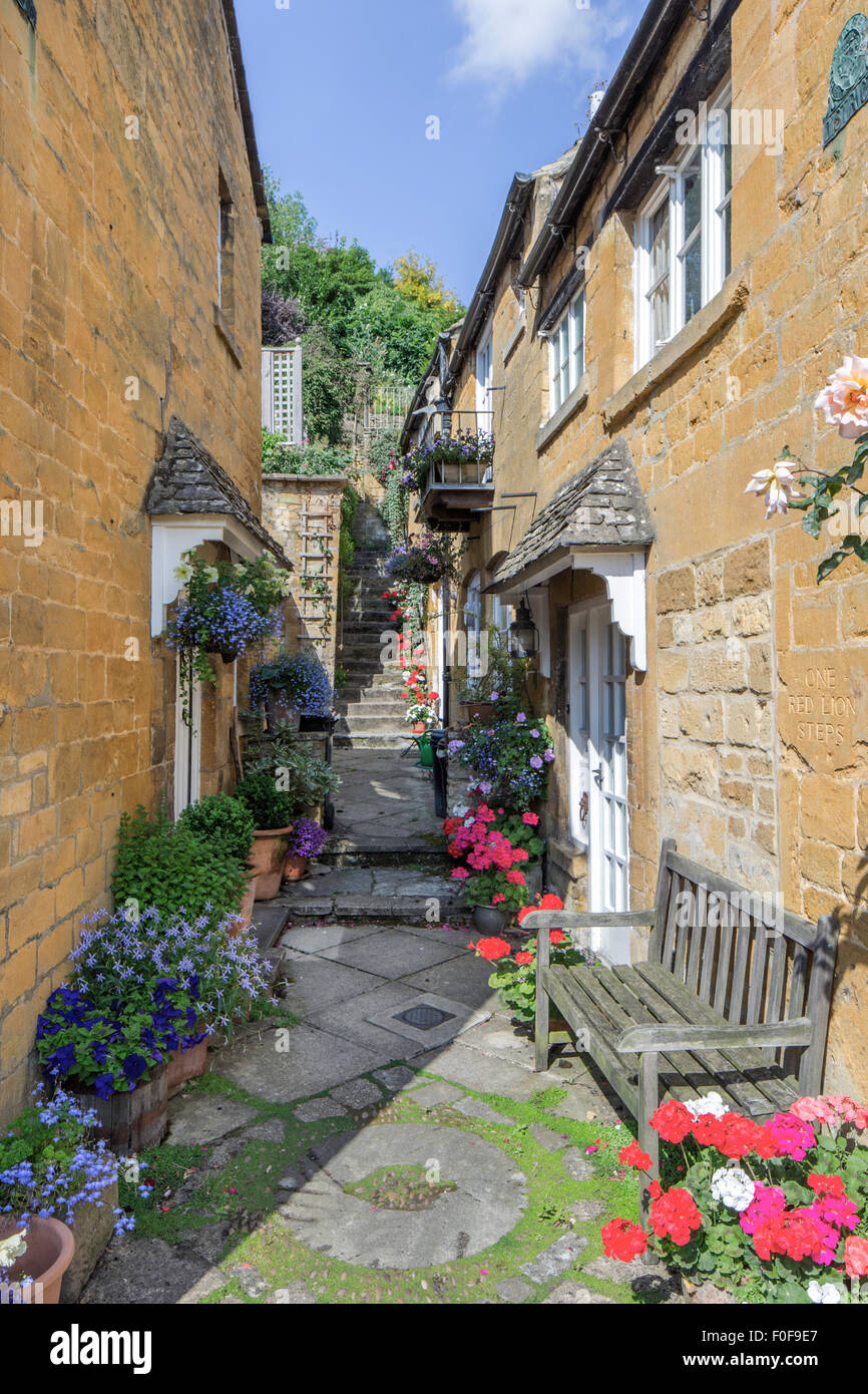 Blockley gloucestershire cotswolds cottages -Fotos und -Bildmaterial in ...