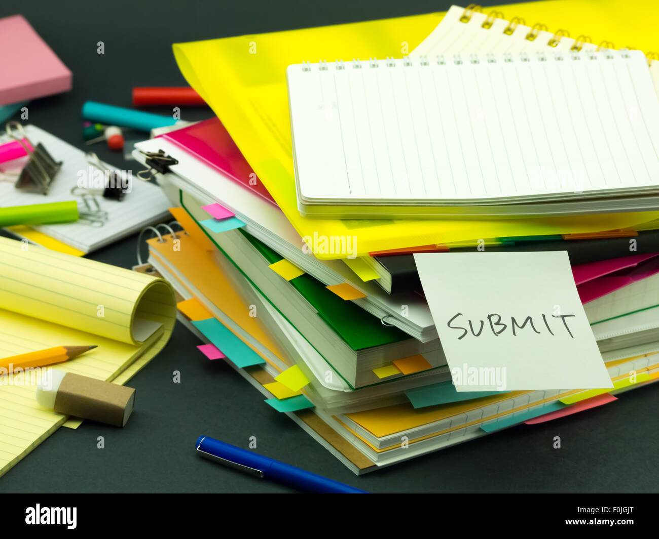 Dokumente einreichen -Fotos und -Bildmaterial in hoher Auflösung – Alamy