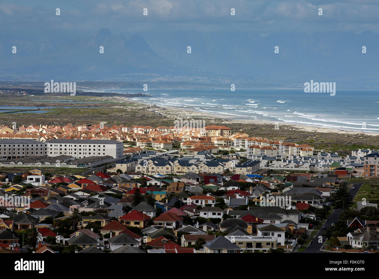 Muizenberg beach cape town -Fotos und -Bildmaterial in hoher Auflösung ...