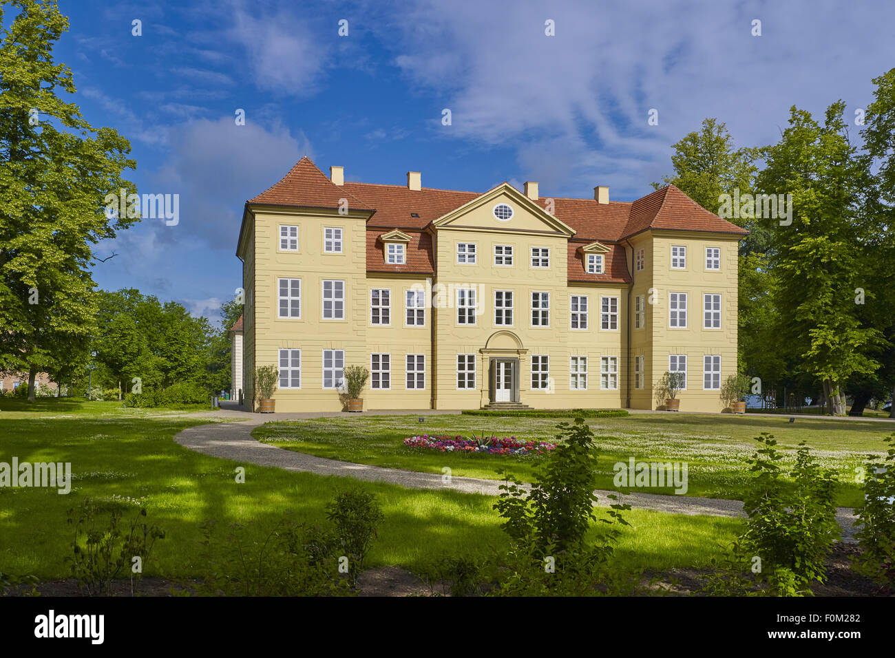 Schloss Mirow, Mecklenburg-Vorpommern, Deutschland Stockfotografie - Alamy