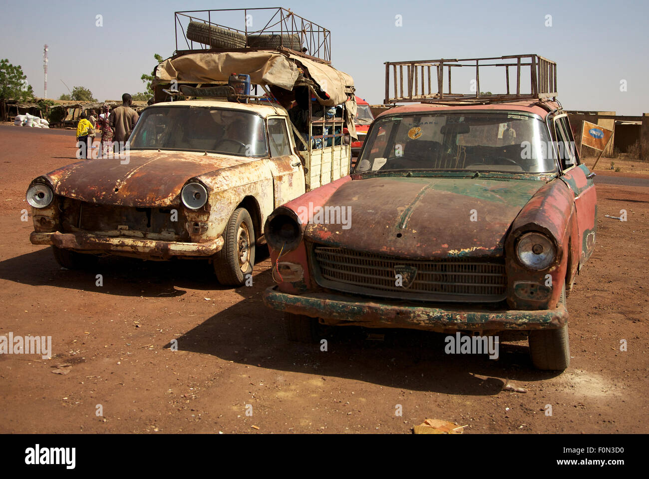 Auto mali -Fotos und -Bildmaterial in hoher Auflösung – Alamy