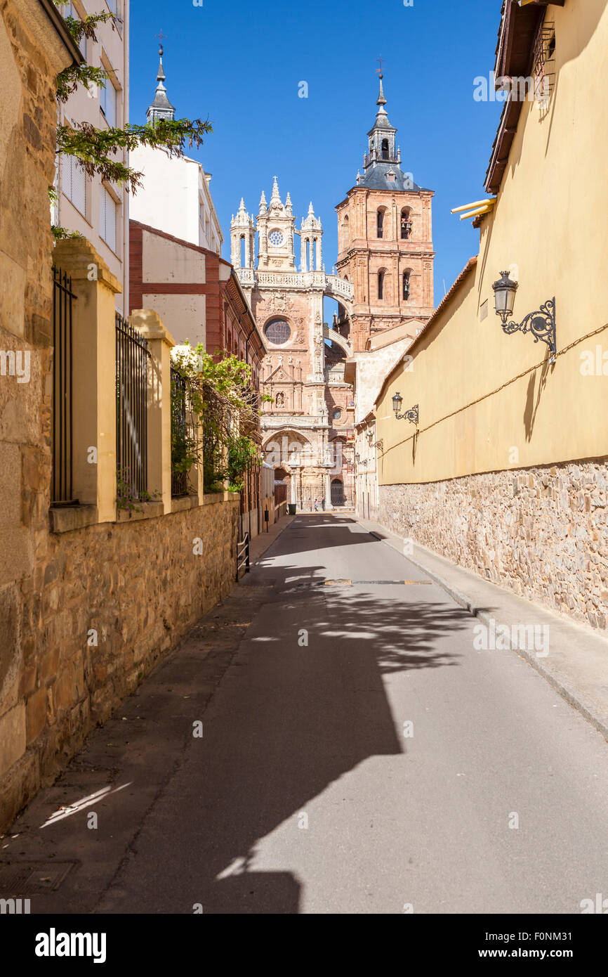 Catedral De Santa Maria De Astorga Stockfotos und -bilder Kaufen - Alamy