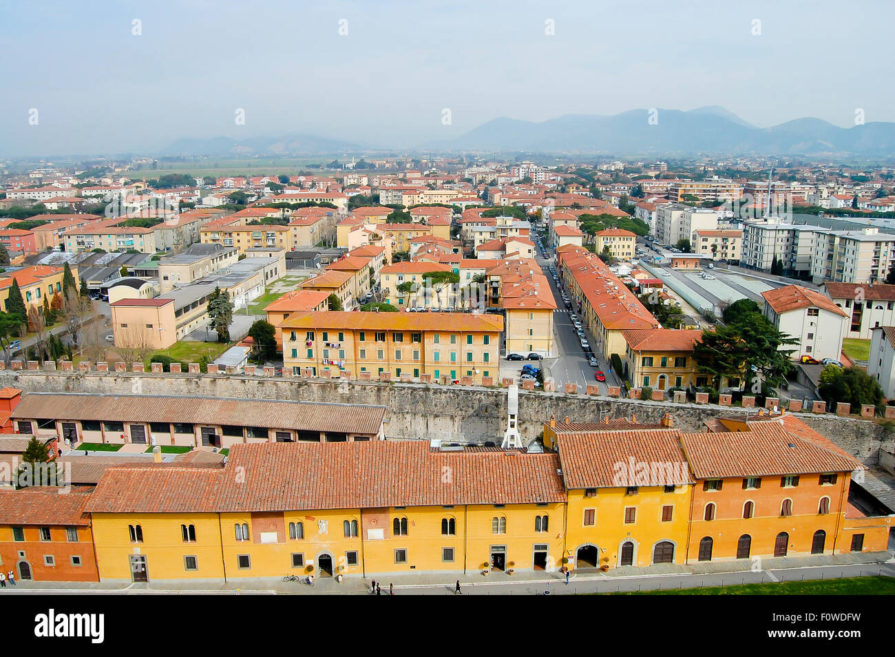 The leaning tower of pisa aerial -Fotos und -Bildmaterial in hoher ...