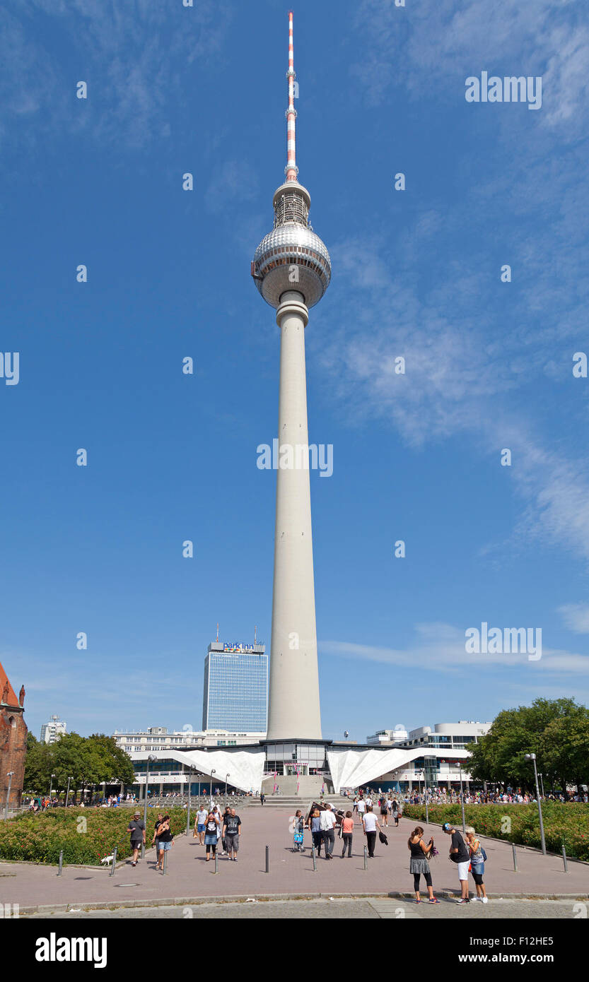 Berlin alexanderturm television tower -Fotos und -Bildmaterial in hoher ...