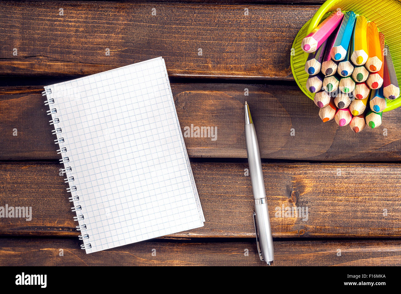 Notiz bretter -Fotos und -Bildmaterial in hoher Auflösung – Alamy