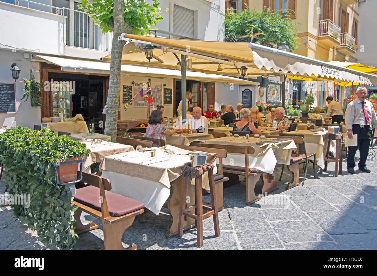 Sorrento Cafe Stockfotos & Sorrento Cafe Bilder - Alamy