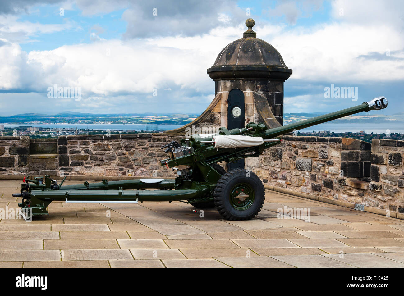 Eine kanone -Fotos und -Bildmaterial in hoher Auflösung – Alamy