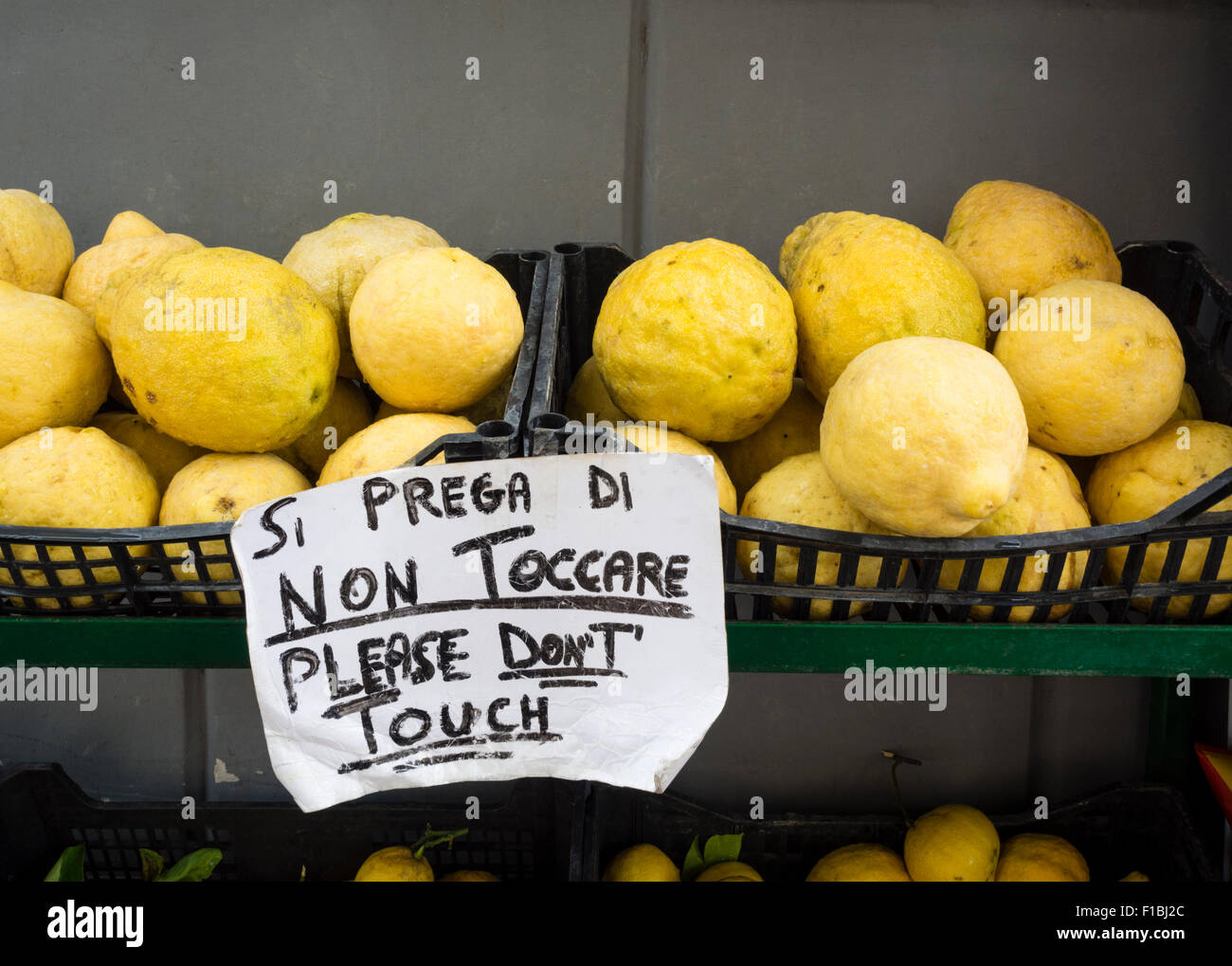 Zitronen Sorrent Stockfotos und -bilder Kaufen - Alamy