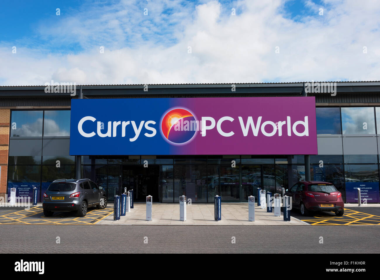 Currys pc world shop -Fotos und -Bildmaterial in hoher Auflösung – Alamy