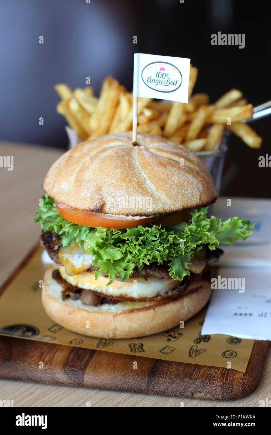 Mcdonalds mcdonalds mcdonalds -Fotos und -Bildmaterial in hoher ...