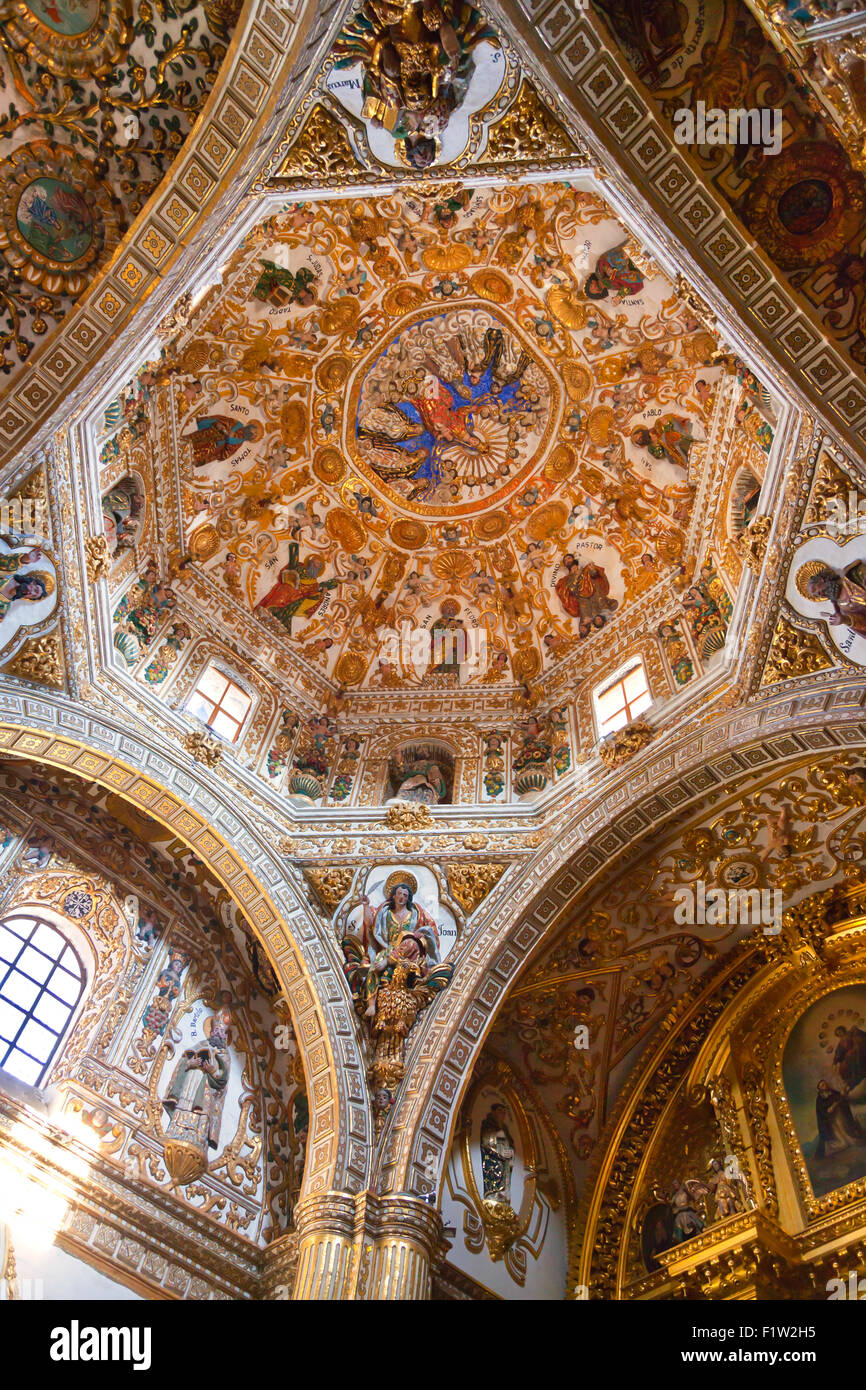 Church baroque painted ceiling -Fotos und -Bildmaterial in hoher ...