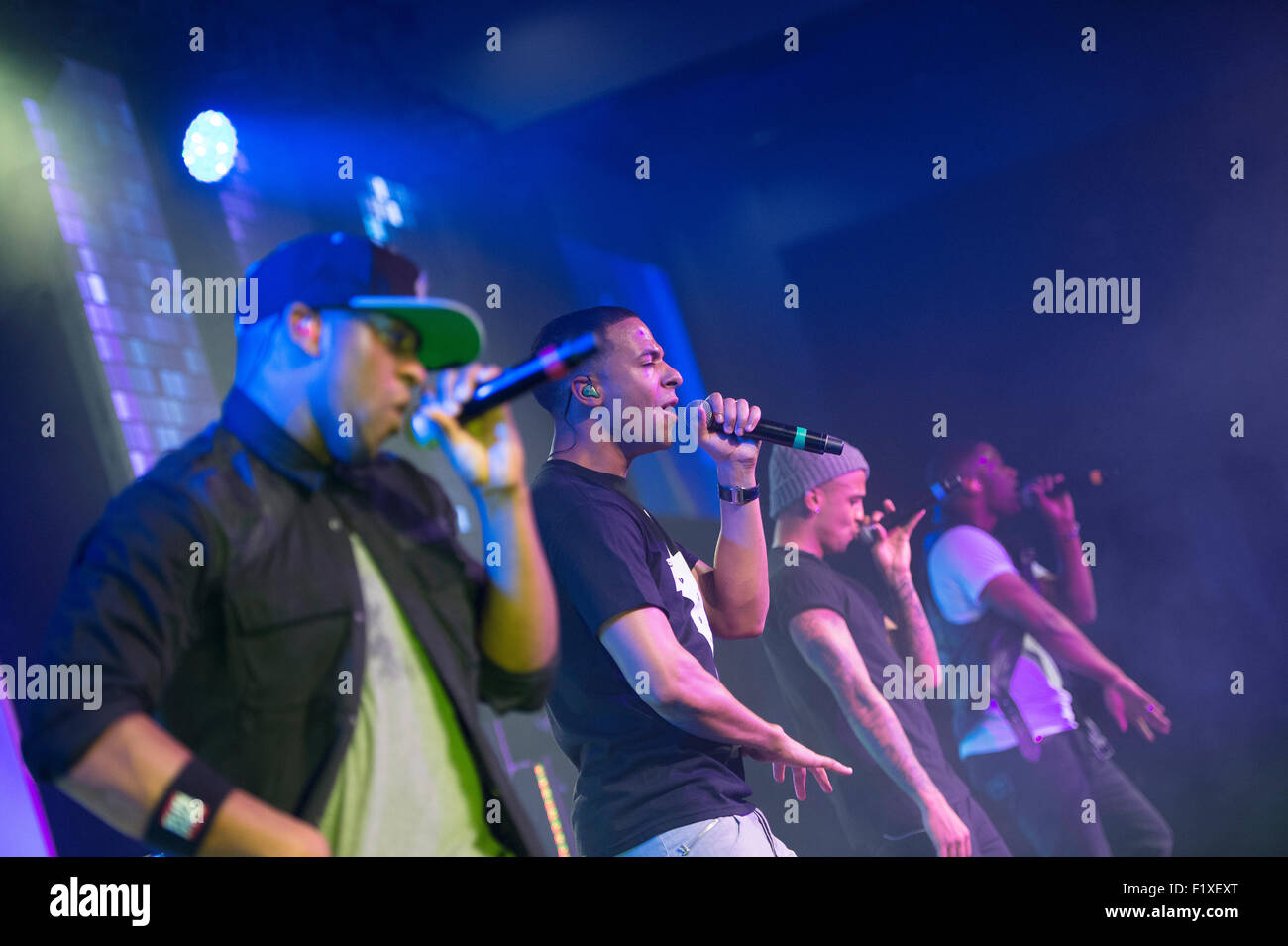Pop boy band -Fotos und -Bildmaterial in hoher Auflösung – Alamy