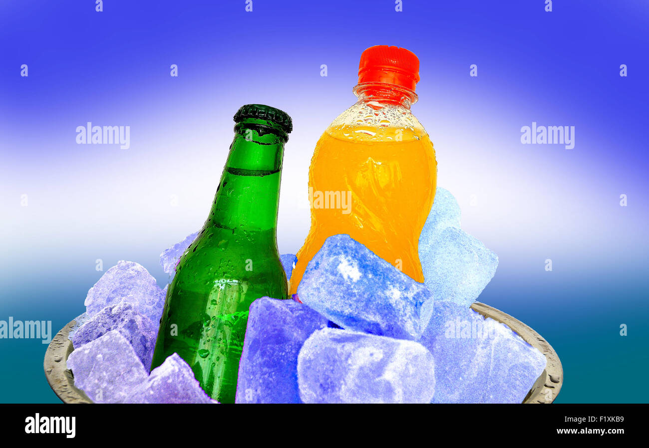 Flaschen auf eis -Fotos und -Bildmaterial in hoher Auflösung – Alamy