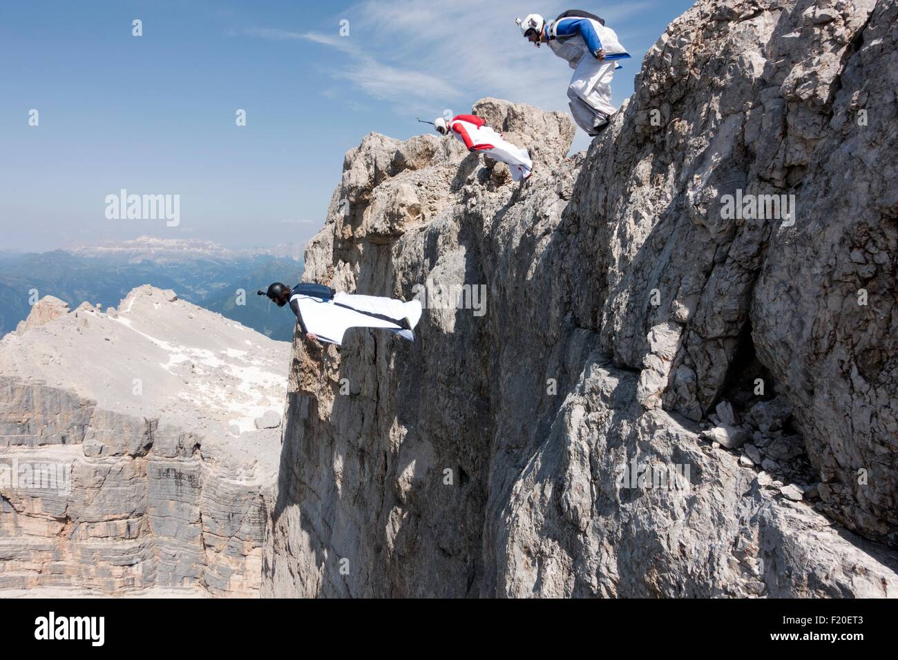 Base jumper -Fotos und -Bildmaterial in hoher Auflösung – Alamy