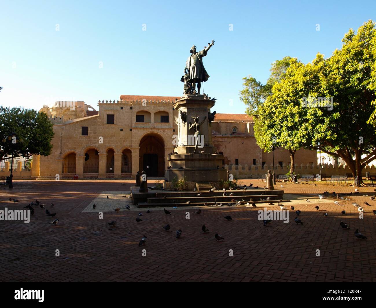 Parque colon -Fotos und -Bildmaterial in hoher Auflösung – Alamy