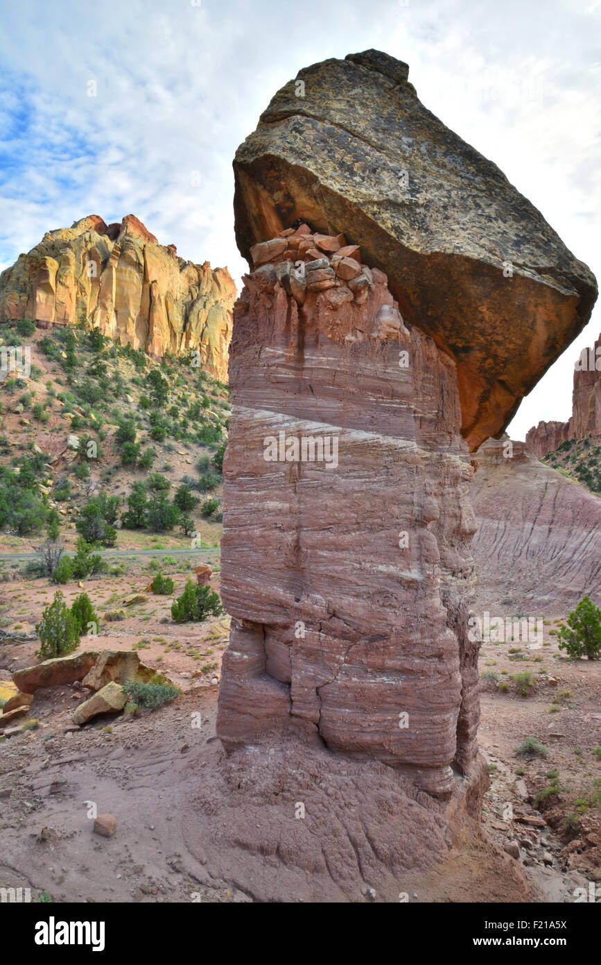Schluchtwänden entlang Burr Trail Road (Boulder-Notom Road) östlich von ...
