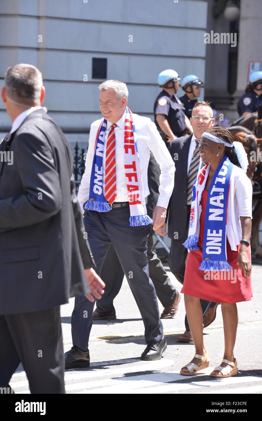 Die Vereinigten Staaten Frauen Fußball-Nationalmannschaft (USWNT) ist ...