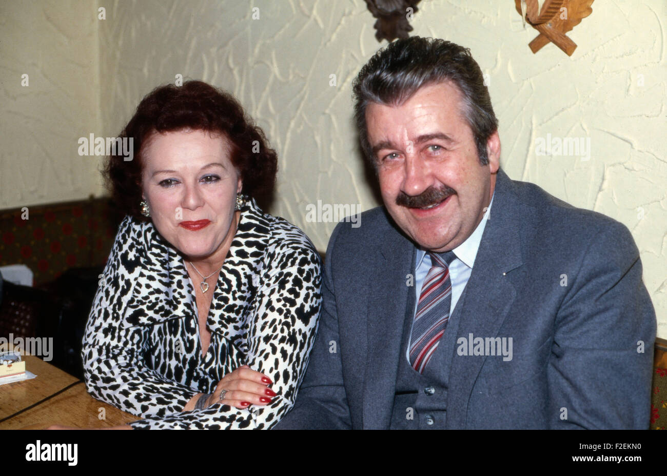 Der Deutsche Schauspieler Willy Harlander Mit Seiner Frau Erika ...