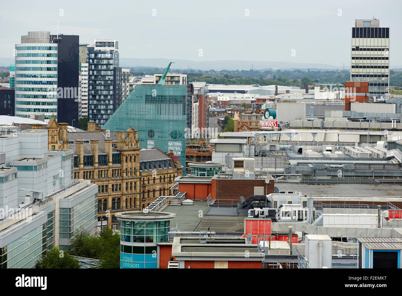 Manchester-Skyline zeigt M & S Selfridges Gebäude und dem oberen Rand ...