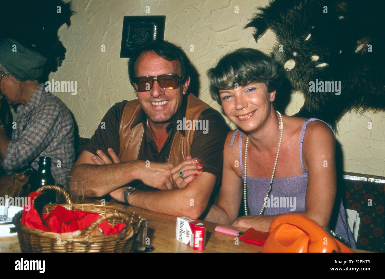 Der Deutsche Schauspieler Und Kabarettist Achim Stritzel Mit Ehefrau ...