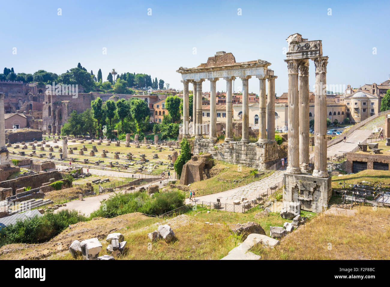 Die antiken Tempel von Saturn im Forum Romanum Forum Romanum oder das ...
