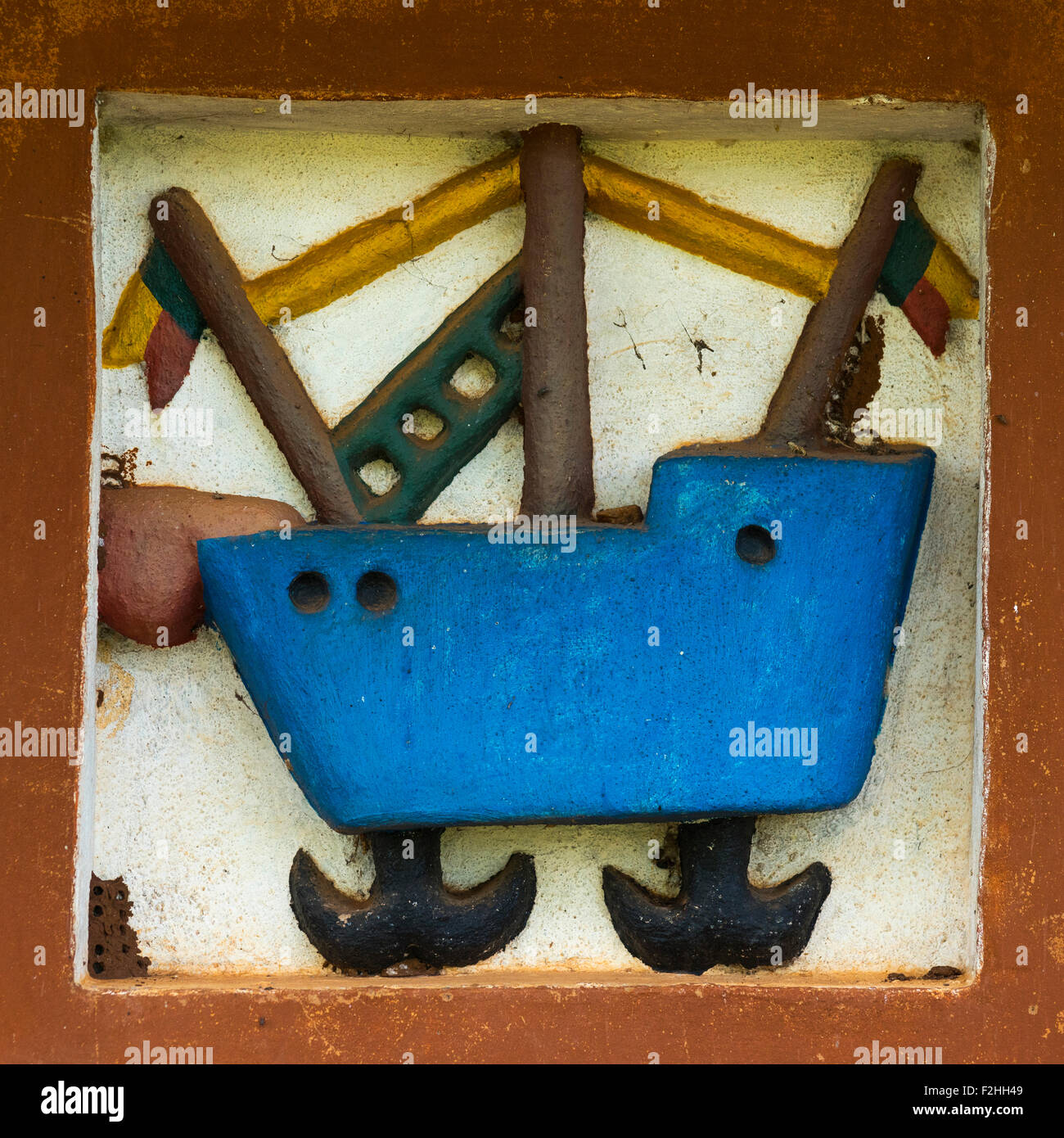 Benin, Westafrika, Abomey, Boot auf einem Basrelief im ehemaligen ...