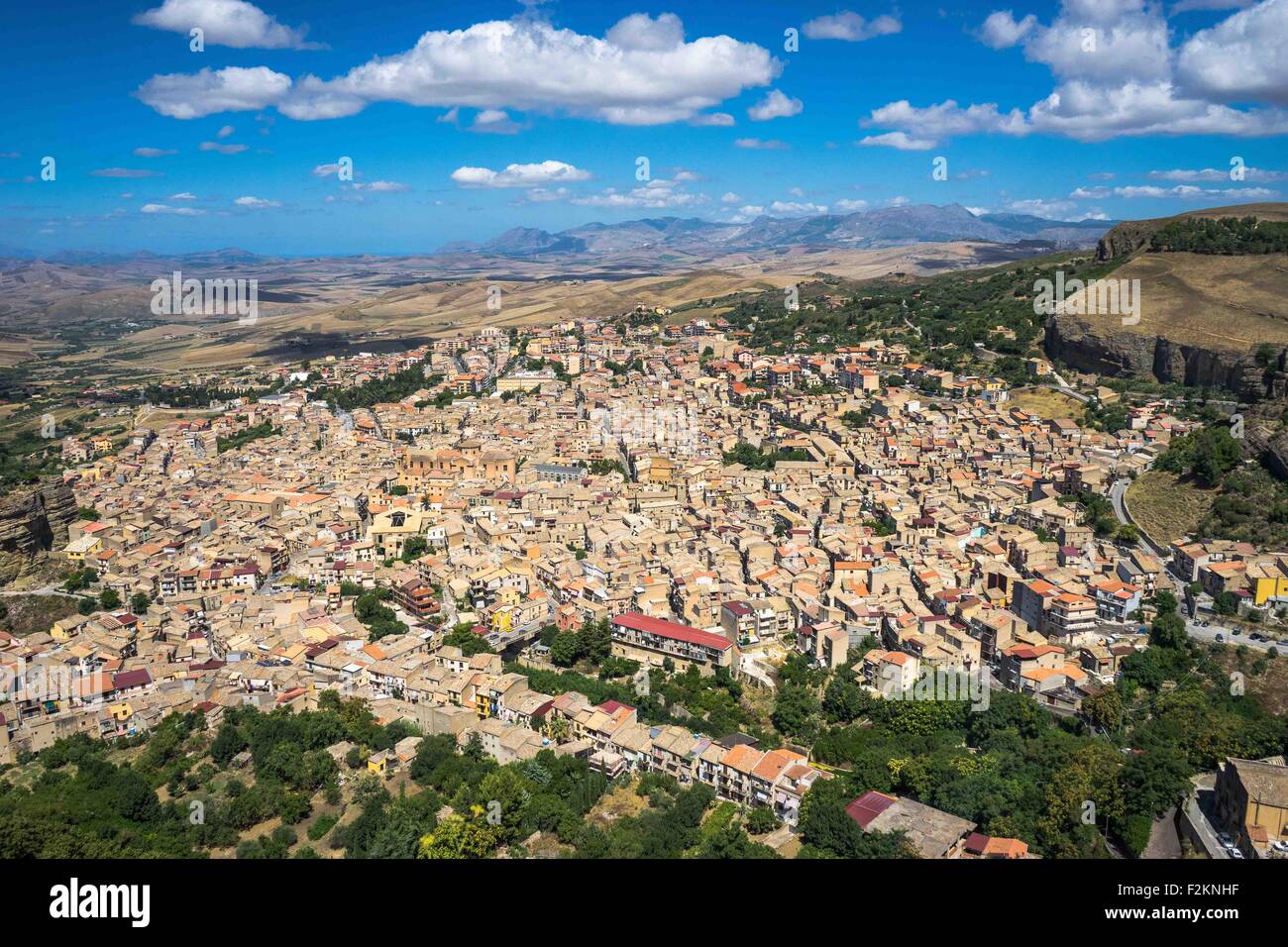 Luftaufnahme von Corleone, Sizilien Stockfoto, Bild: 87715195 - Alamy
