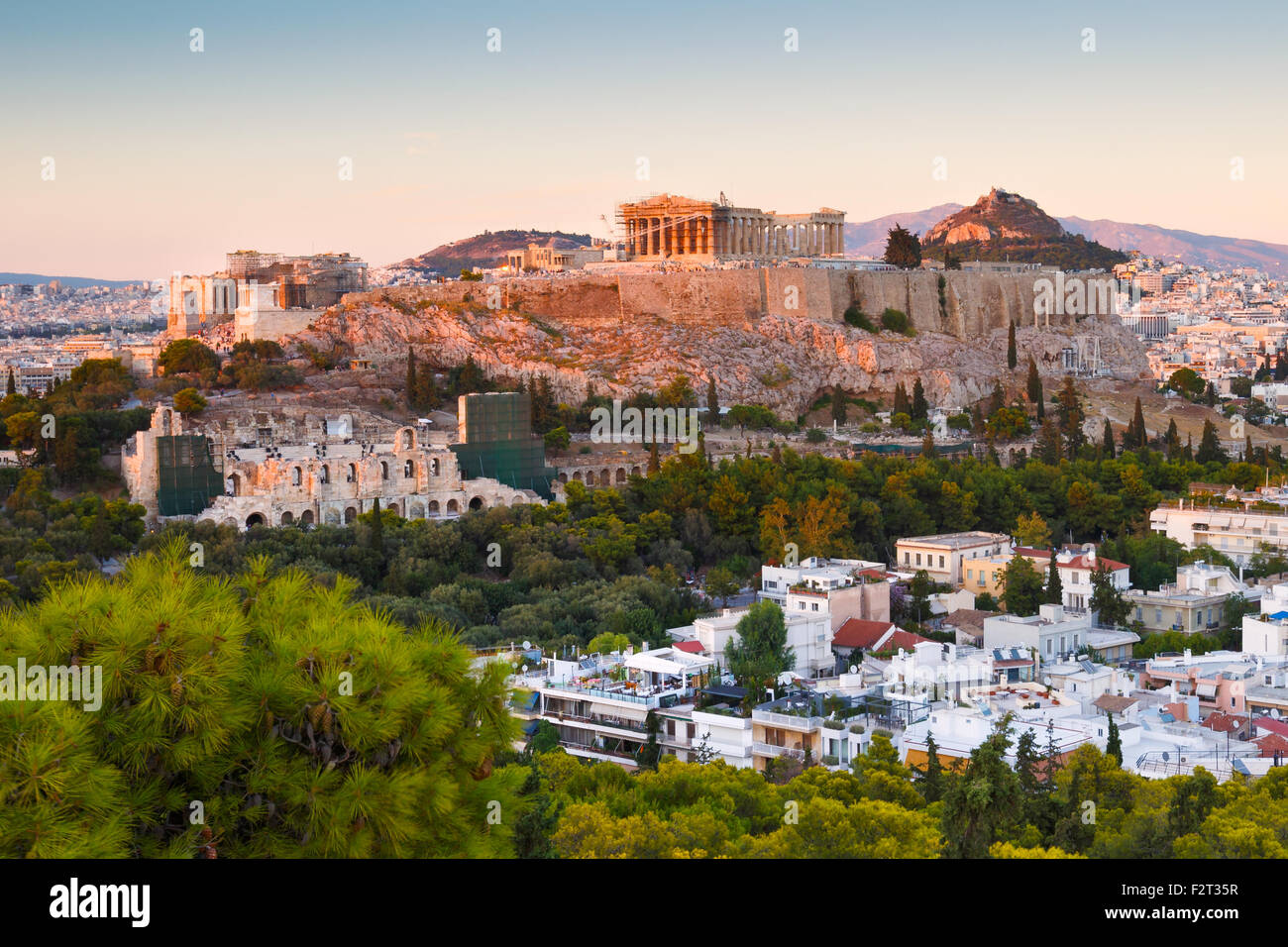 Greece acropolis filopappou hill sunset -Fotos und -Bildmaterial in ...