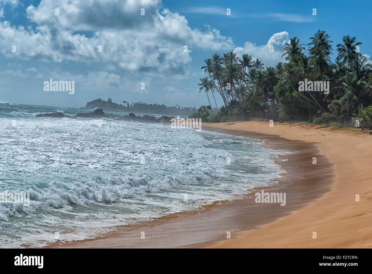 Dallawella strand -Fotos und -Bildmaterial in hoher Auflösung – Alamy