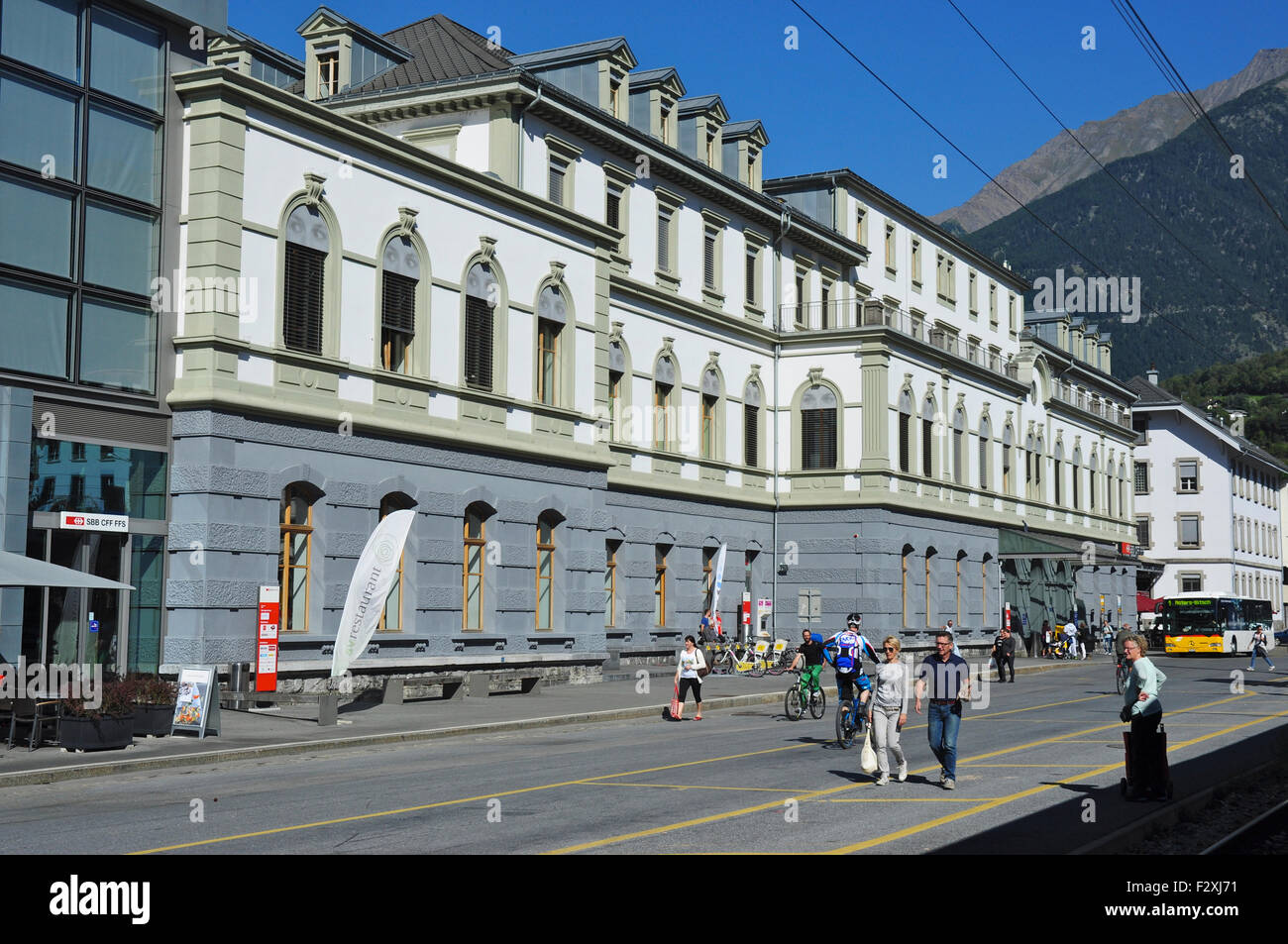 Brig bahnhof -Fotos und -Bildmaterial in hoher Auflösung – Alamy
