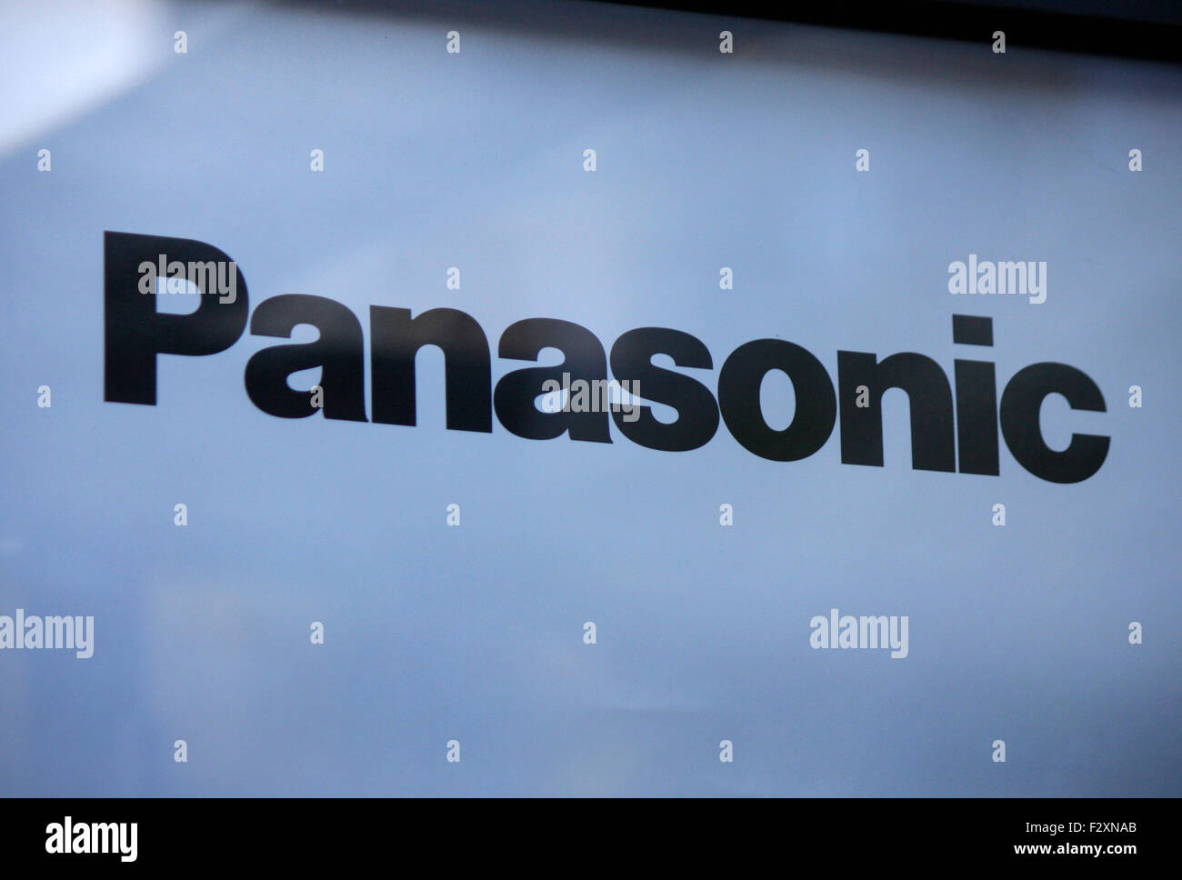 Panasonic logo -Fotos und -Bildmaterial in hoher Auflösung – Alamy