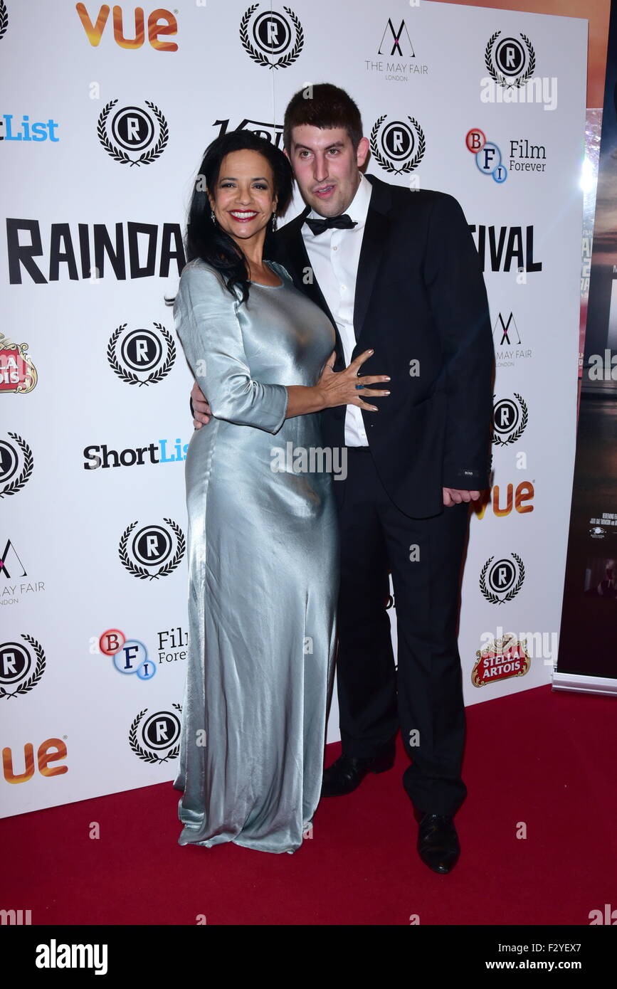 London, UK, 25. September 2015: Beverly Hills und Robert Osman besucht ...