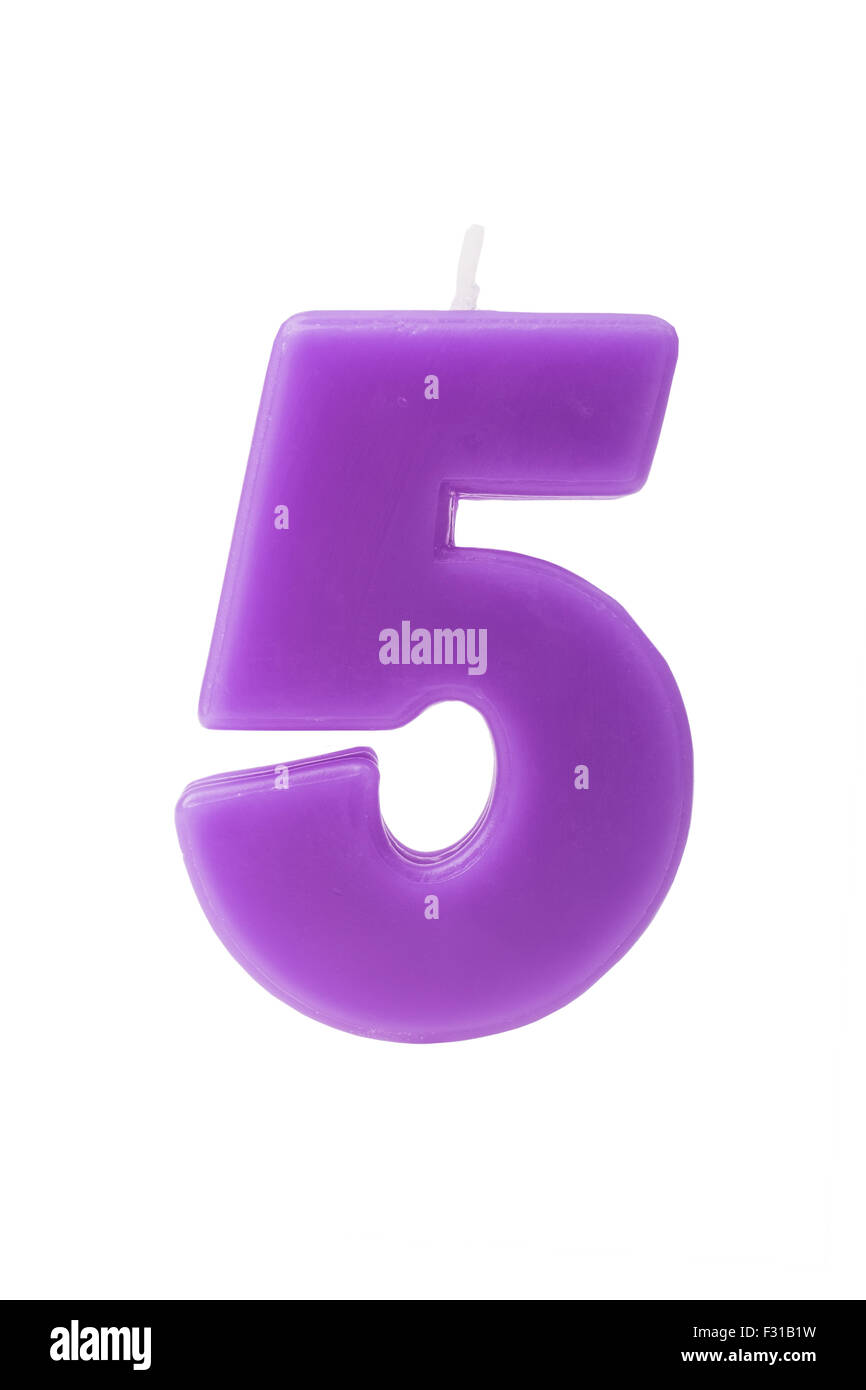 5 jahre alter geburtstag -Fotos und -Bildmaterial in hoher Auflösung ...