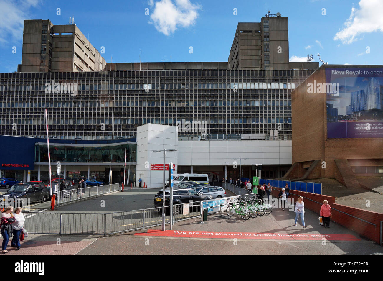 Liverpool nhs -Fotos und -Bildmaterial in hoher Auflösung – Alamy