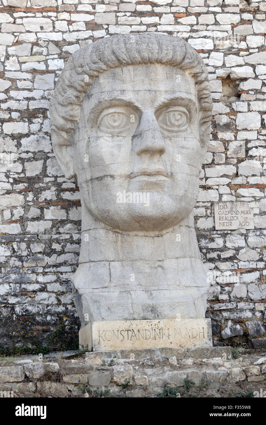 Monumentale Statue des Konstandini i Madh, Flavius Valerius ...
