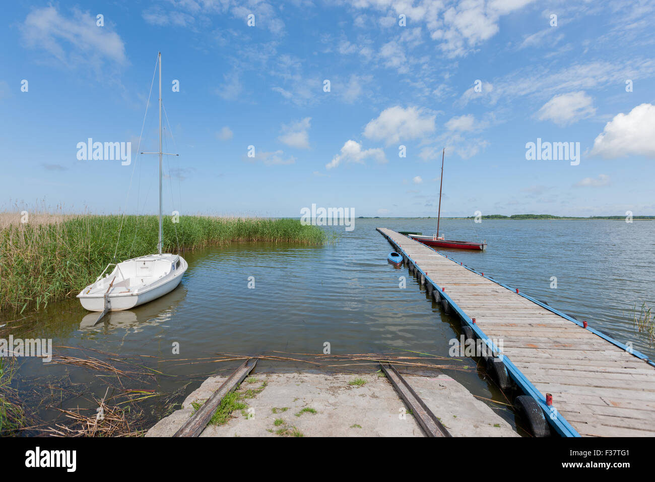 Gardno See in der Słowinskie Seenplatte in pommerschen Woiwodschaft ...