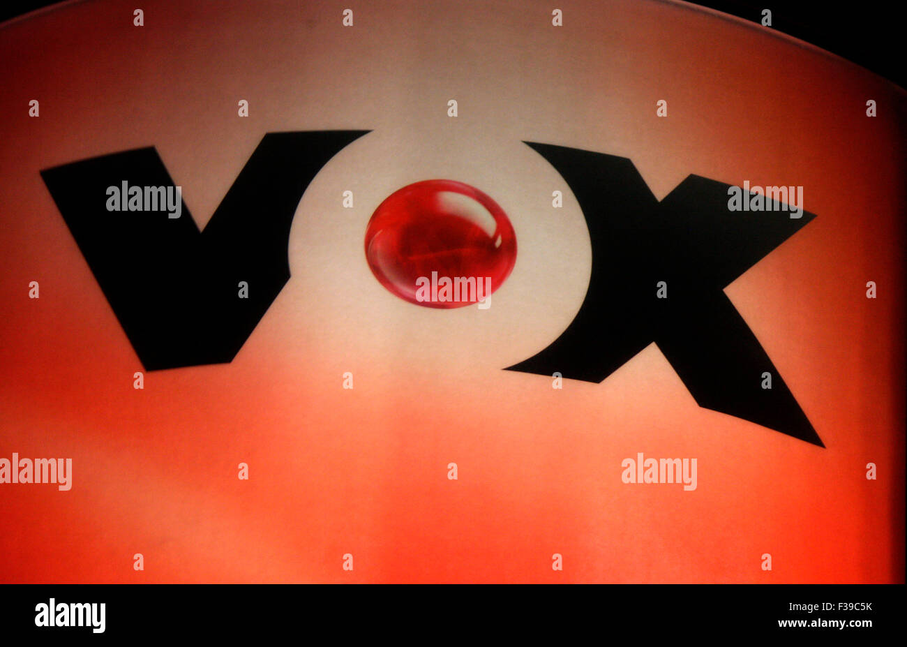 Vox logo -Fotos und -Bildmaterial in hoher Auflösung – Alamy