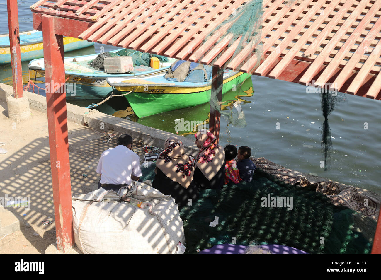 Gaza-Stadt, Gazastreifen, Palästina. 2. Oktober 2015. Palästinensischen ...