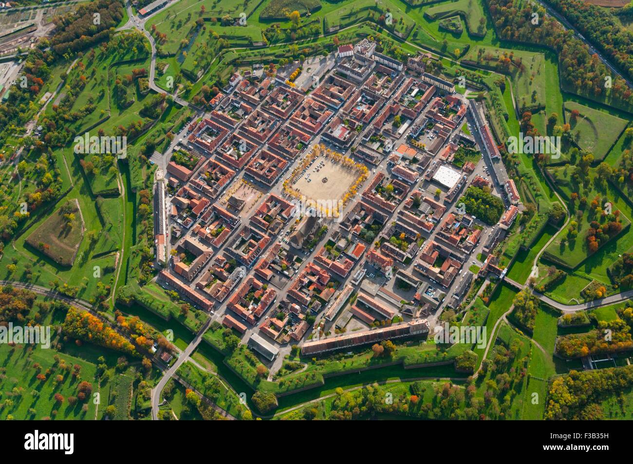 Neuf brisach befestigte stadt luftbild -Fotos und -Bildmaterial in ...