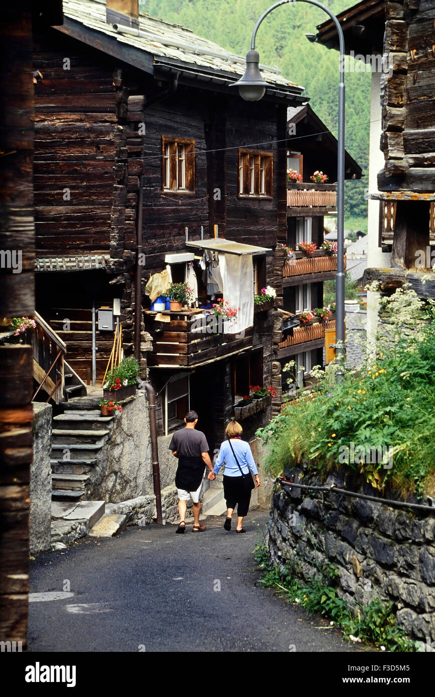Hinterdorf old zermatt switzerland -Fotos und -Bildmaterial in hoher ...