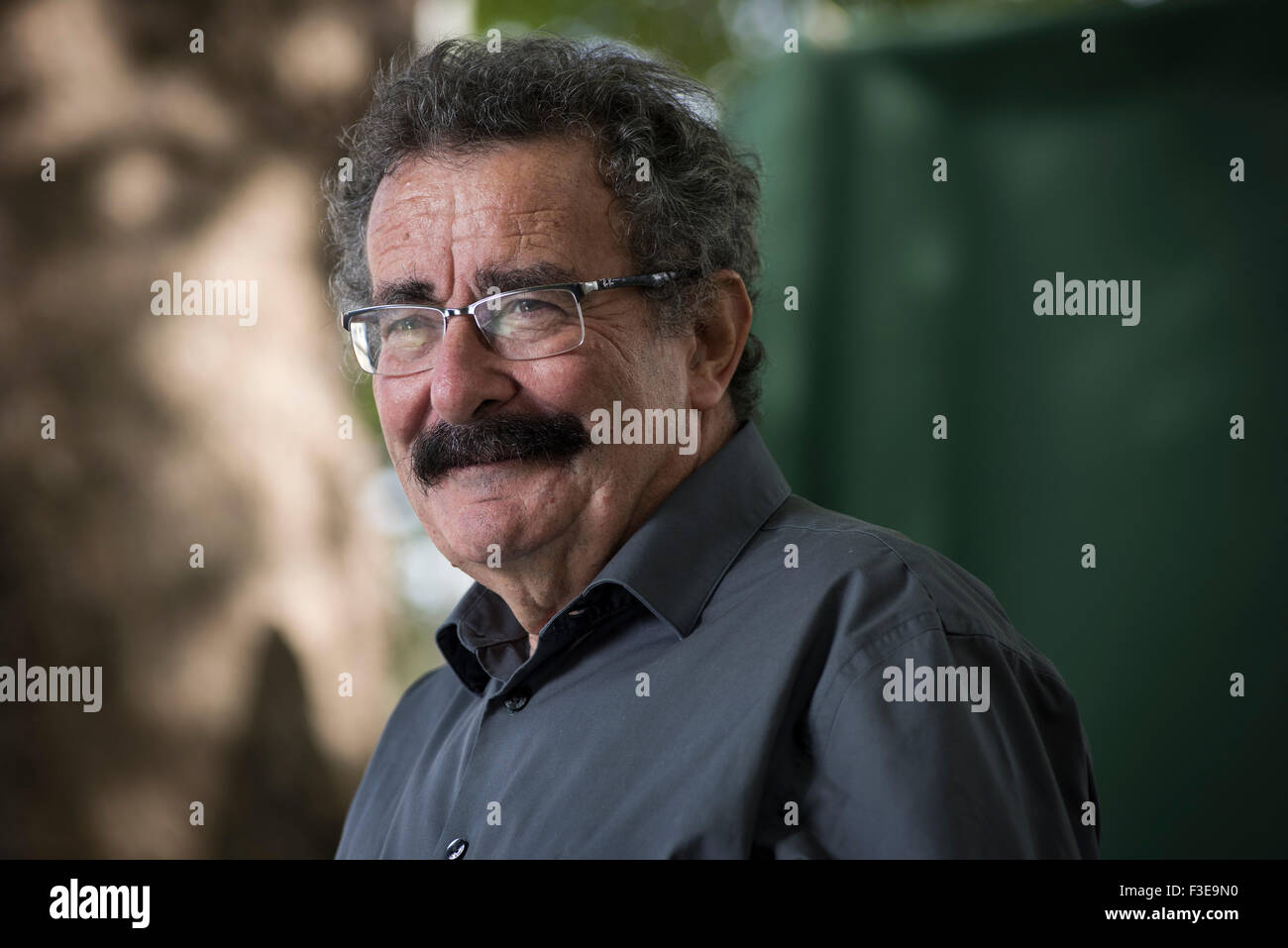 Professor, Doktor der Medizin, Wissenschaftler, TV-Moderatorin und ...