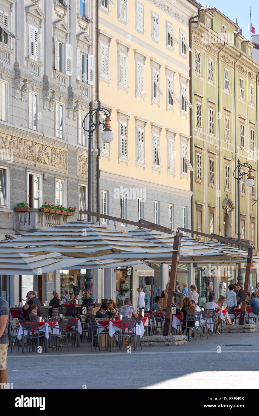 Trieste Italy Cafe Stockfotos und -bilder Kaufen - Alamy