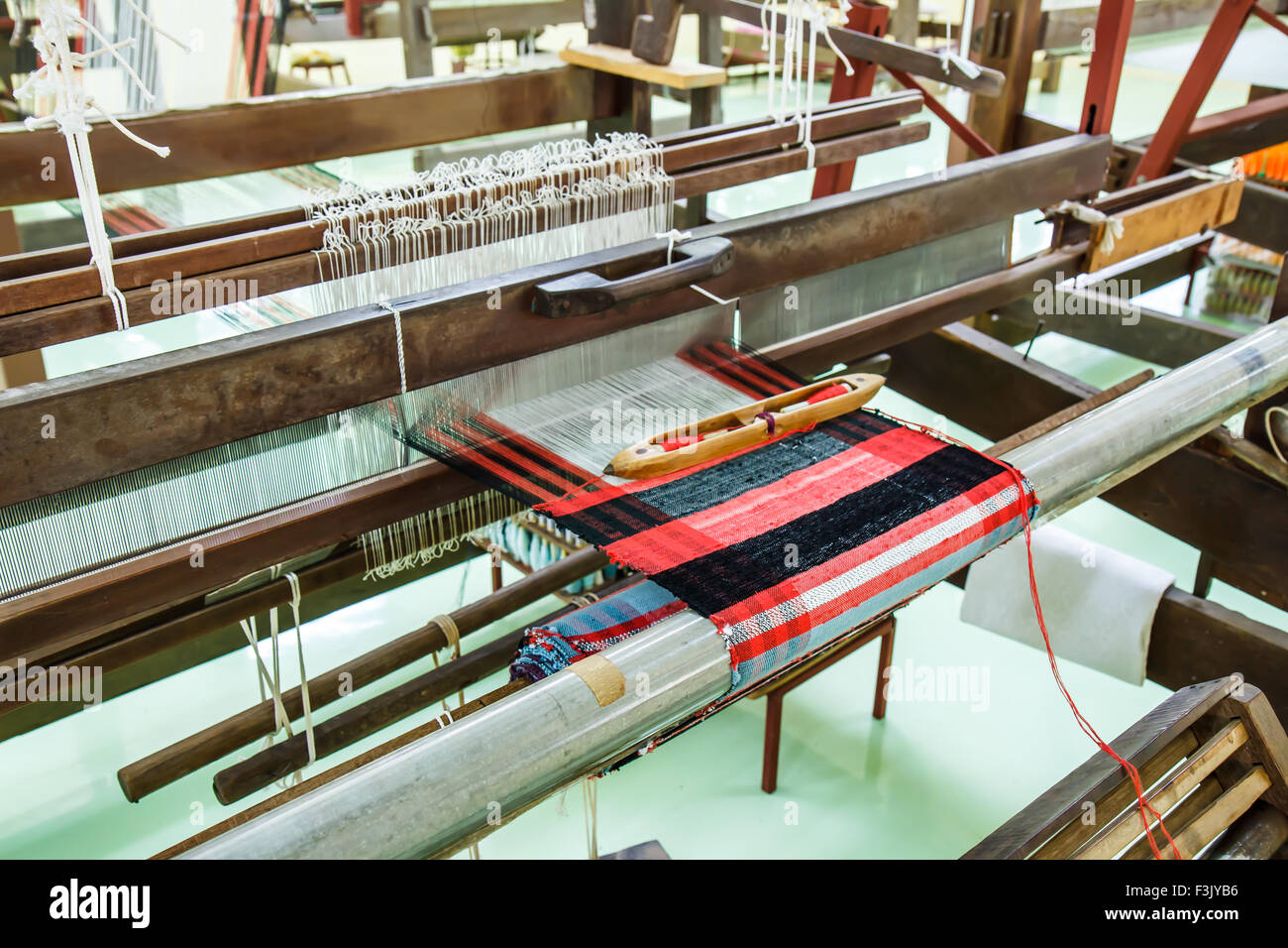 Traditioneller seidenwebstuhl -Fotos und -Bildmaterial in hoher ...